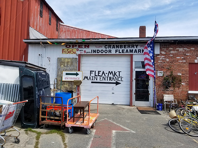 Treasure hunters alert! The Cranberry Flea Market's unassuming entrance hides vintage finds that would make any antiquing show host jealous.