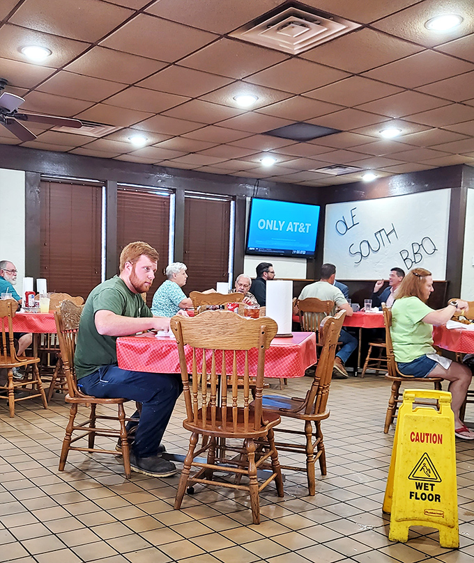 The dining room at Ole South—where strangers become friends united by the universal language of "mmm" and "pass the napkins."
