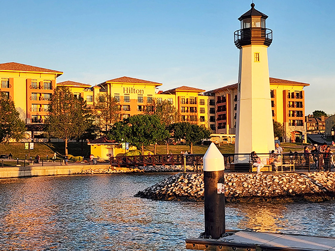 Hilton guests enjoy million-dollar views without coastal price tags. Talk about a room with a view!