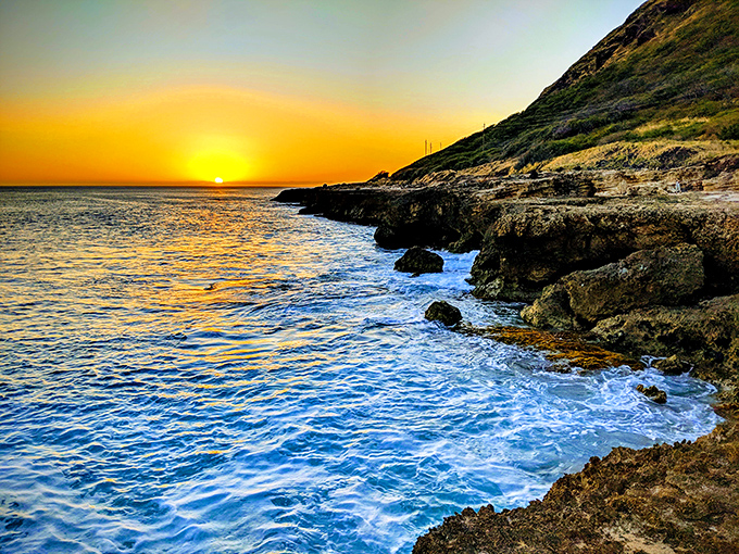 Ka'ena Point sunsets don't just end the day&mdash;they throw a technicolor farewell party that puts Hollywood to shame.