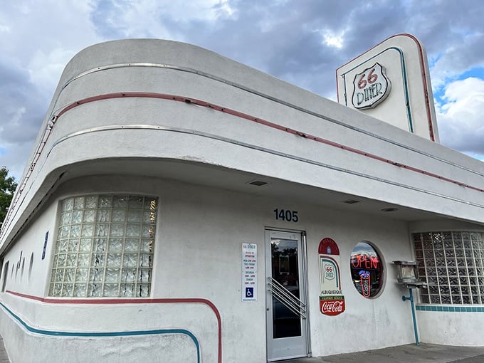 The curved Art Deco fa&ccedil;ade announces "good times ahead" with more style than your average building has a right to possess.