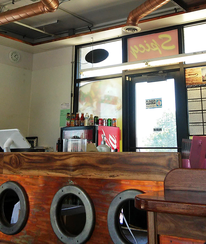 Simple, straightforward, and no-nonsense&mdash;the order counter reflects the restaurant's philosophy: focus on the food, not the frills.