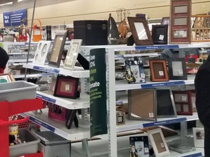 Frame your memories without emptying your wallet. This collection ranges from minimalist modern to ornate grandmother-approved styles.