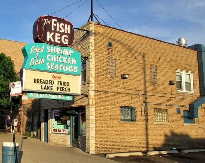 The Fish Keg's vintage sign has pointed the way to crispy, golden seafood happiness since your parents' first date.