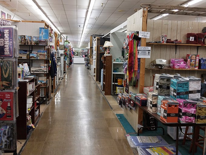 Neatly organized aisles make Winchester Peddlers Mall a pleasure to explore. Treasure hunting without the usual obstacle course!