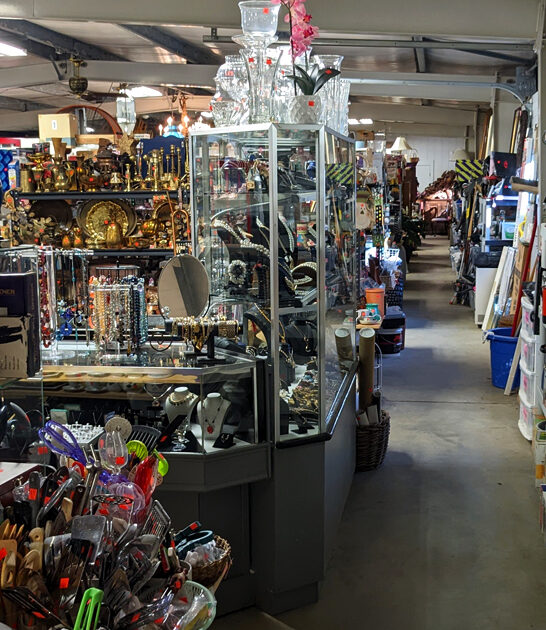 biggest flea market connecticut ftr