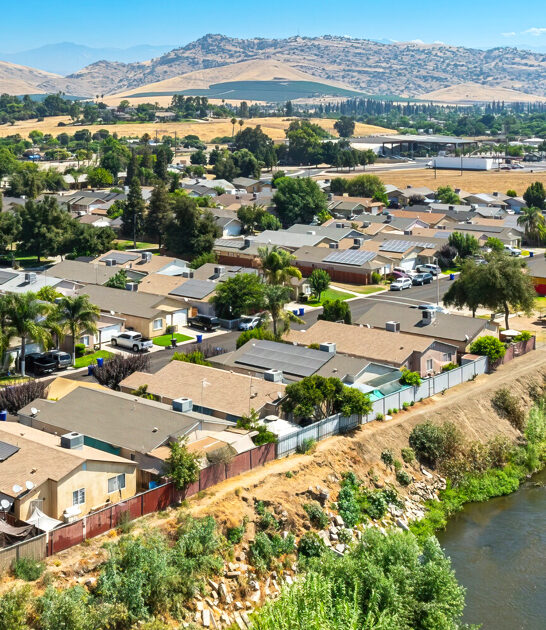 charming california town small ftr