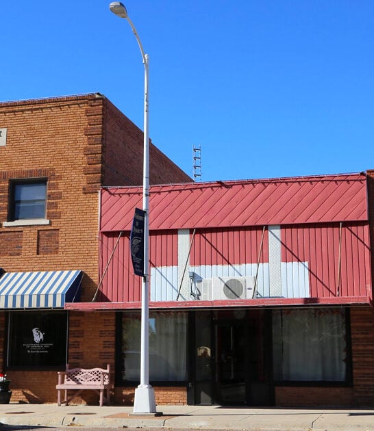 charming town kansas retirees ftr