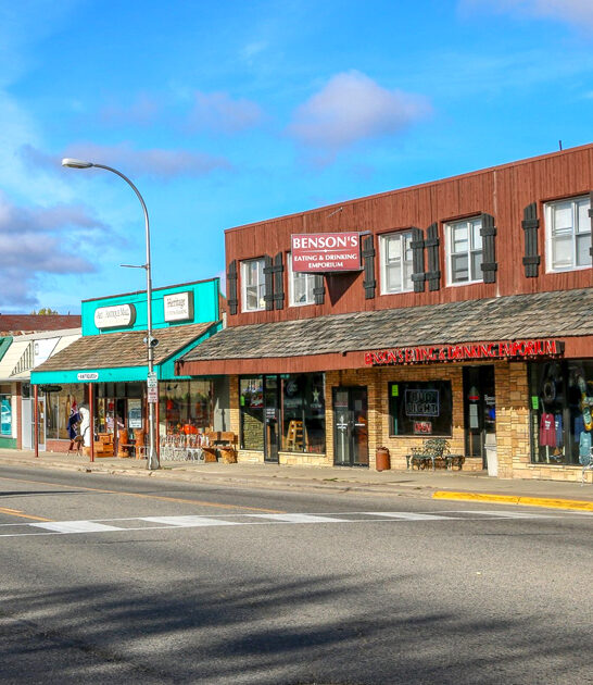 charming town minnesota life ftr