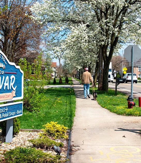 charming town ohio tiny ftr