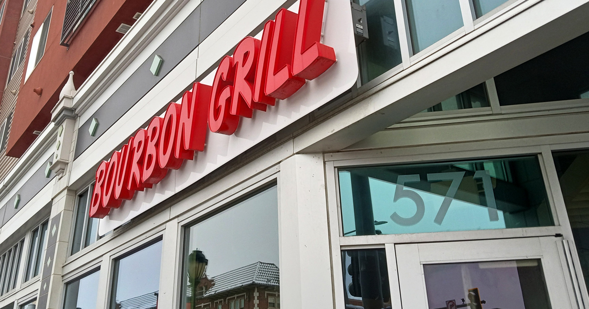 This No-Nonsense Restaurant In Colorado Serves Up The Best BBQ Chicken ...