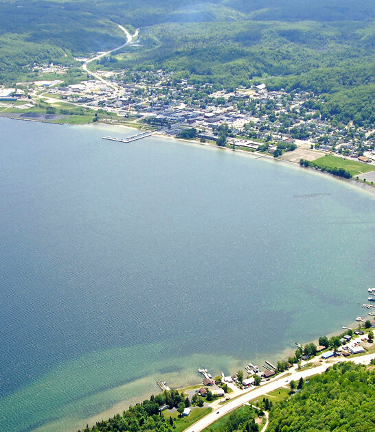 comfortable waterfront town michigan ftr