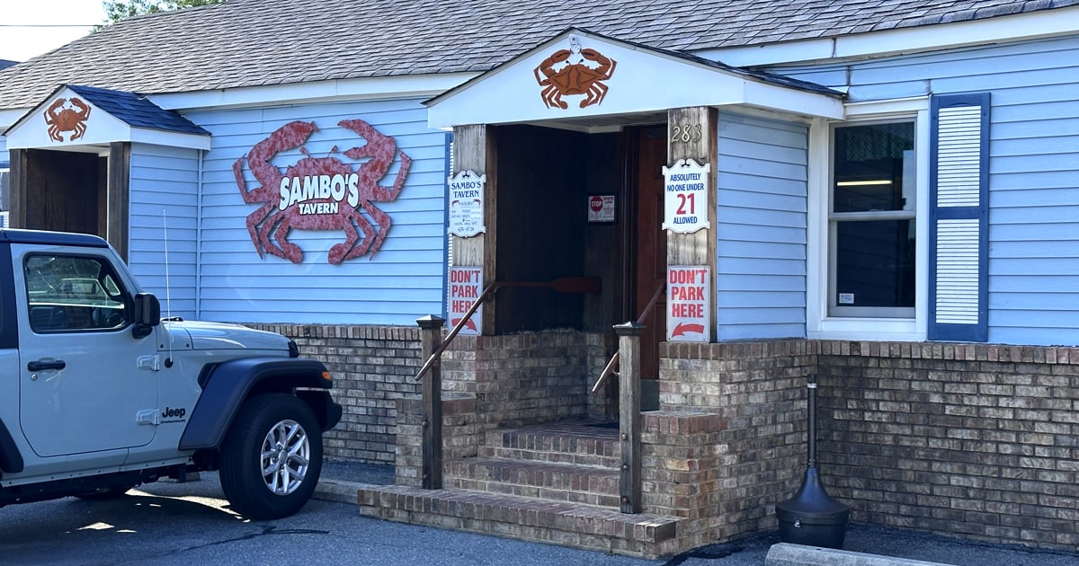 Delaware Shellz People Drive From All Over Delaware To Eat Soft Shell Crabs At This ...