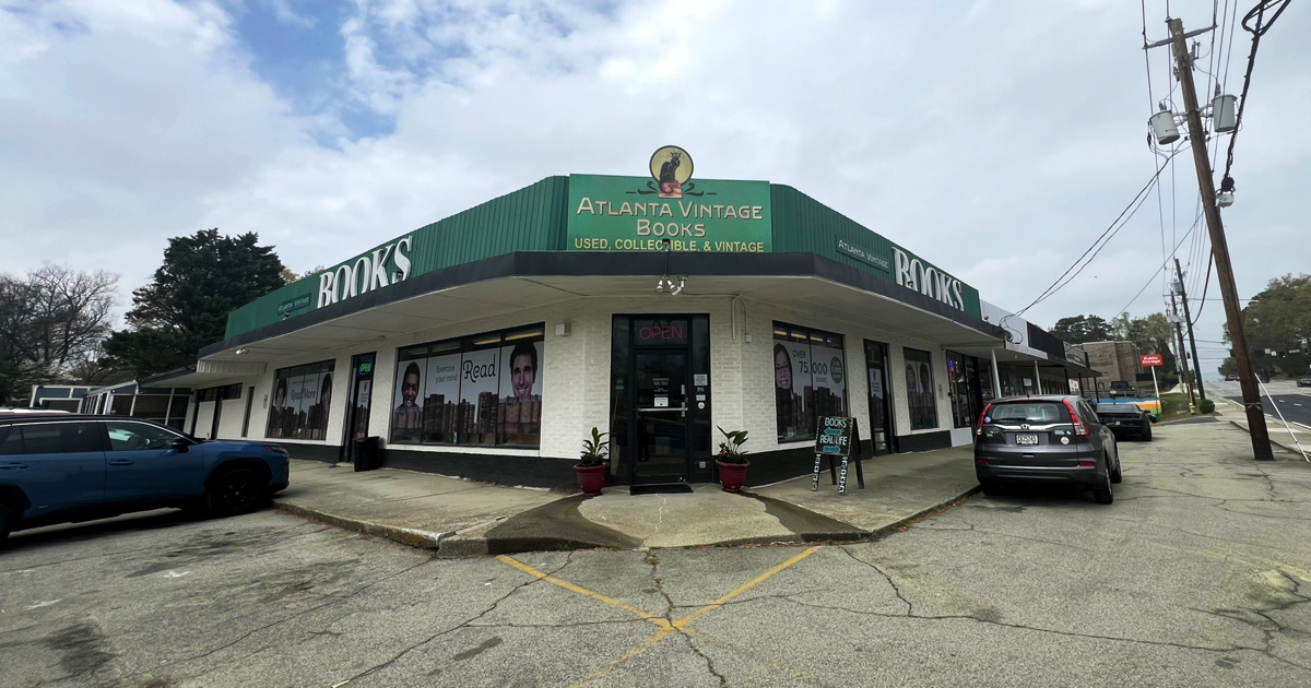 This Enormous Bookstore In Georgia Has So Many Books, You'll Lose Track ...