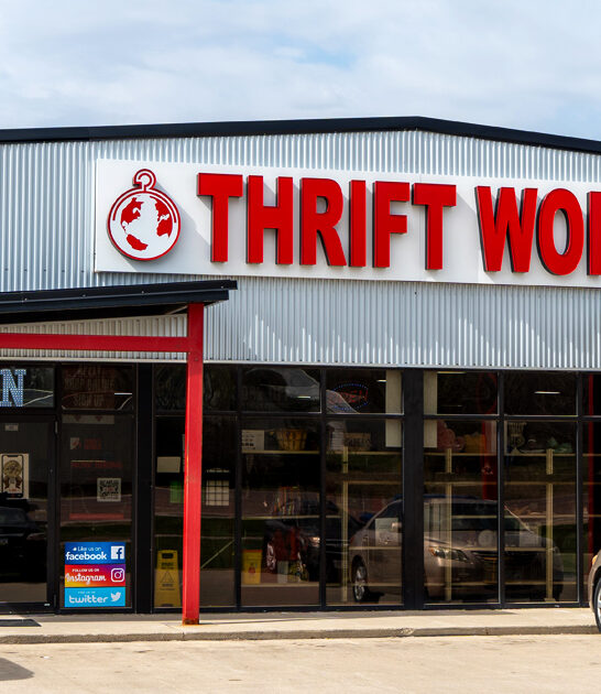 enormous thrift iowa store ftr