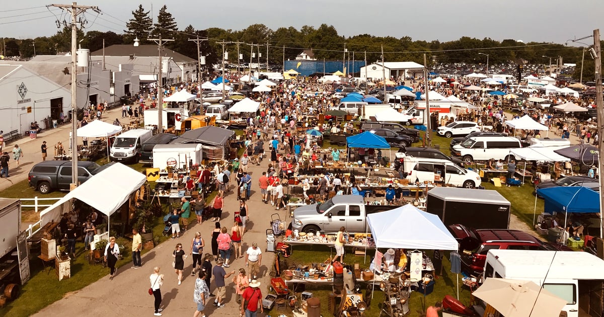 The Gigantic Flea Market In Wisconsin Where $35 Still Buys Bags Of Rare ...
