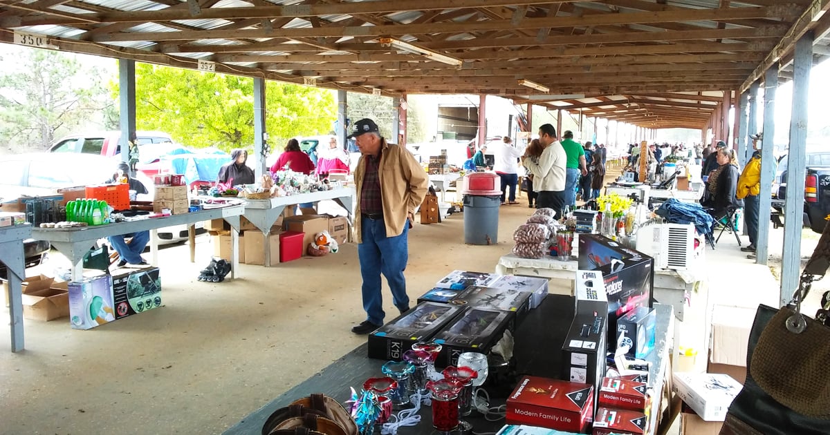 This Gigantic Flea Market In Alabama Offers Outrageously Good Bargains ...