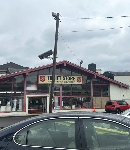 largest thrift new jersey ftr