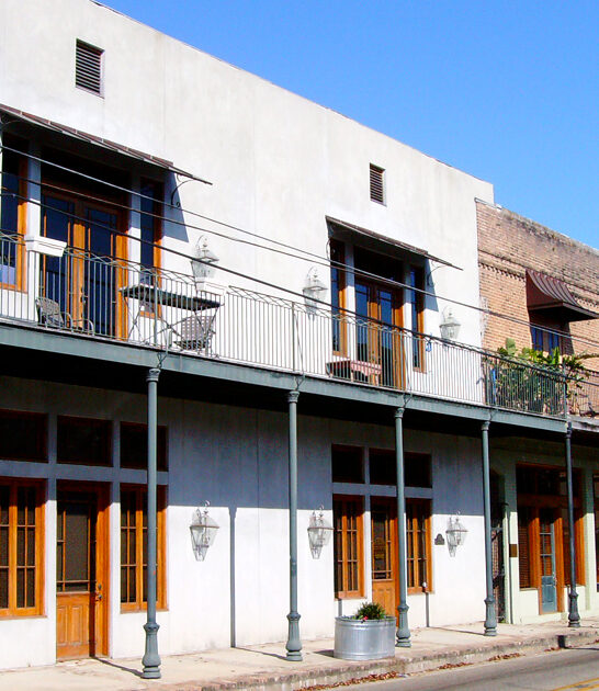 louisiana town charming comfortable ftr