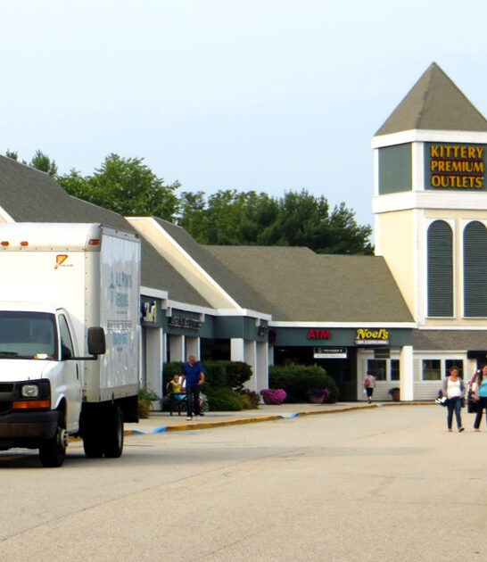 maine enormous outlet mall ftr