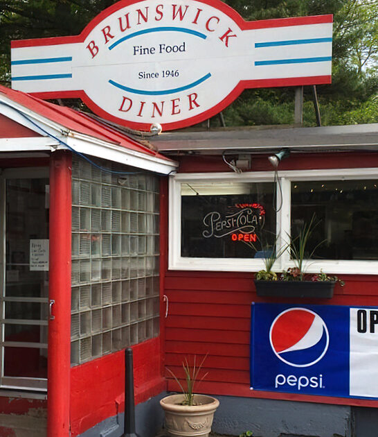 maine vintage railcar breakfast ftr