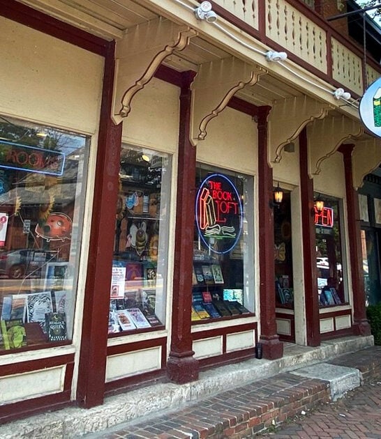 massive bookstore wonderful ohio ftr