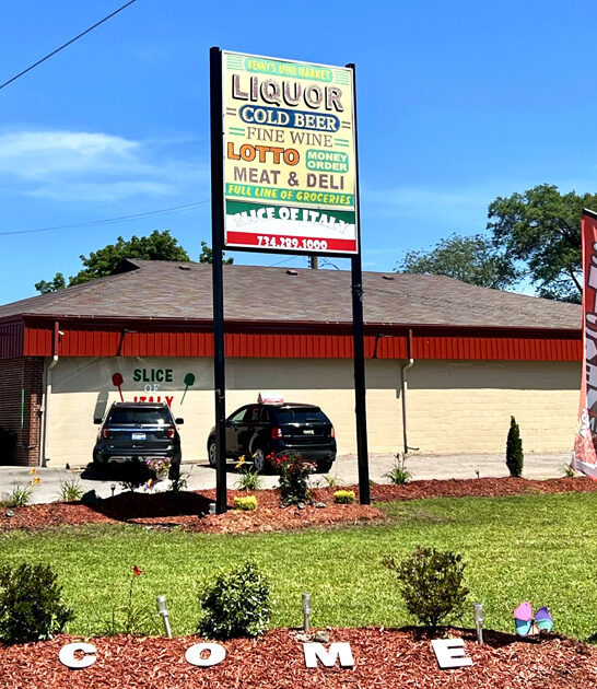 massive pizza michigan pizzeria ftr