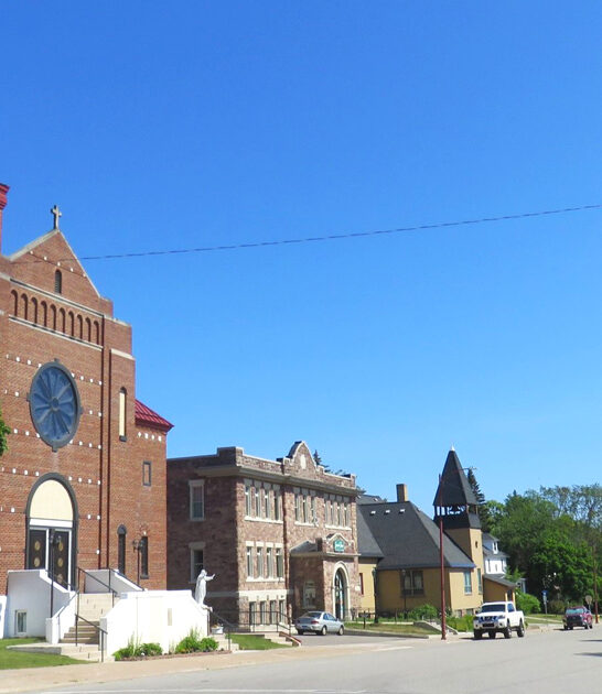 michigan towns simple living ftr
