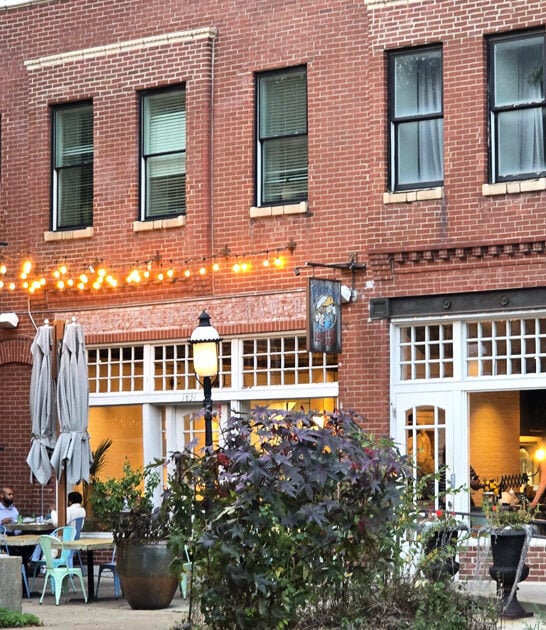 missouri restaurant seafood ftr