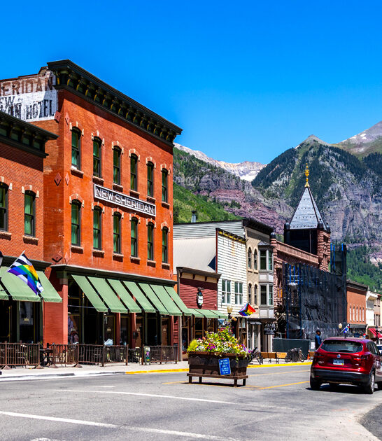 mountain towns colorado getaways ftr
