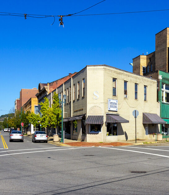 peaceful towns retirees ohio ftr