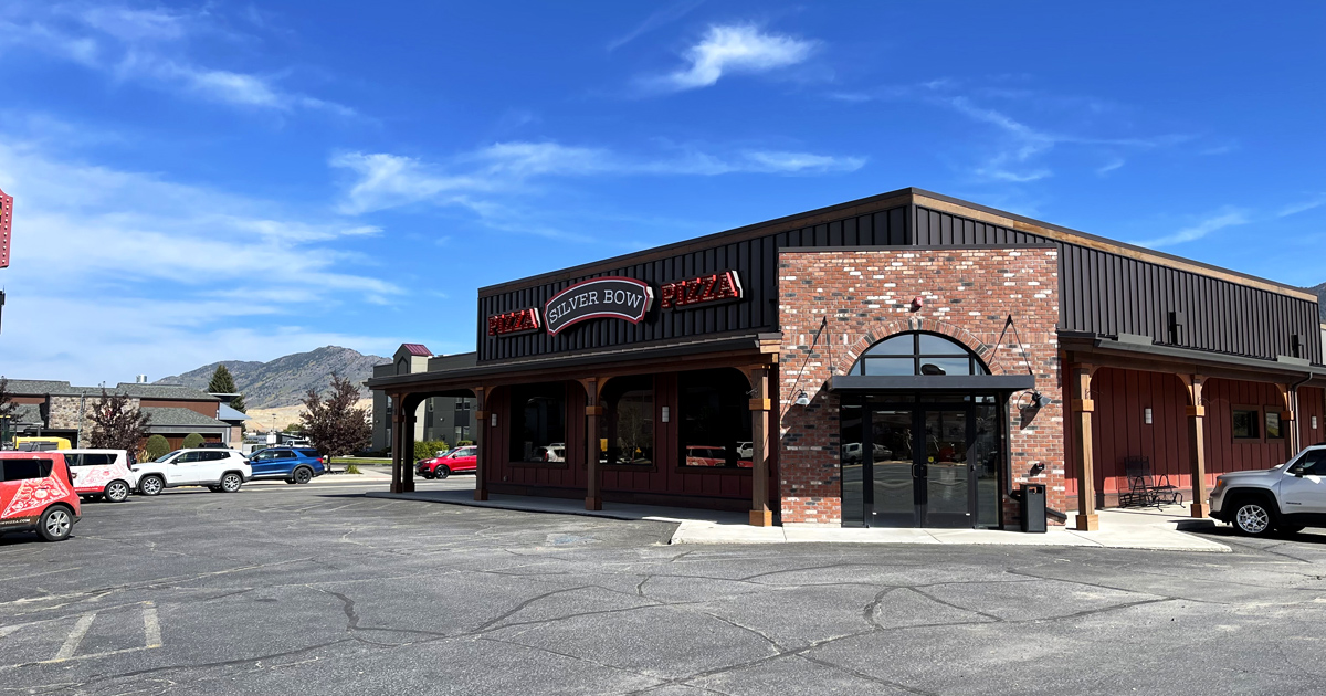 restaurant montana pepperoni pizza ftr