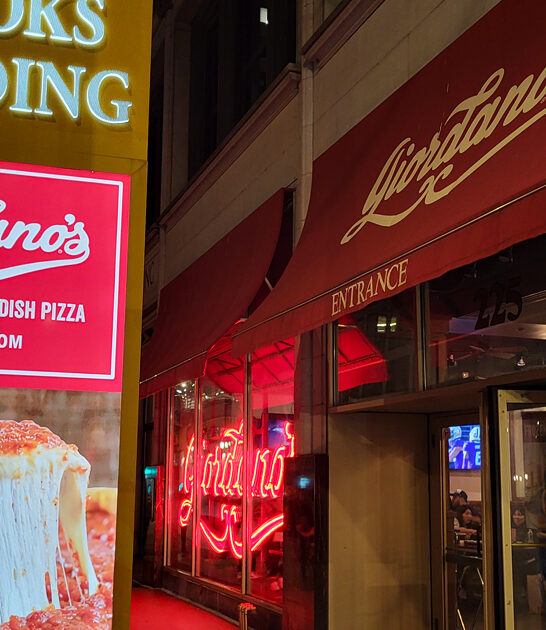 restaurants illinois delicious pizza ftr
