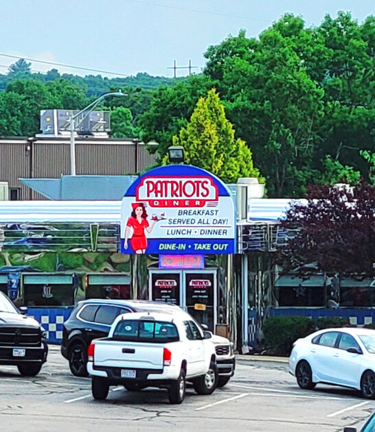 retro rhode island serves ftr