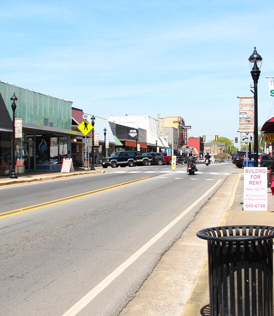 serene gorgeous town alabama ftr