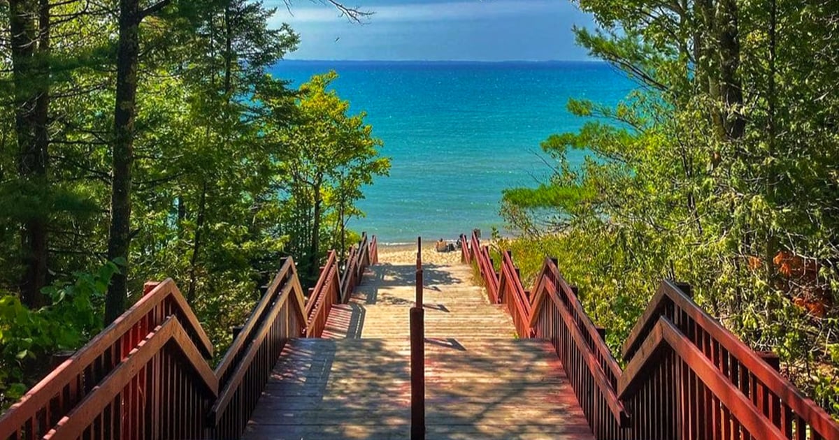 This Stunning Beachfront Park In Michigan Is So Little Known, You’ll ...