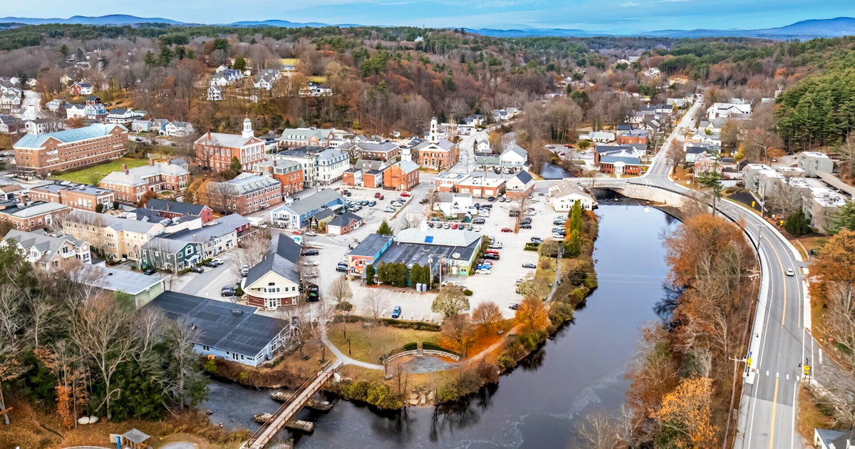 The Charming Small Town In New Hampshire You Can Explore Without ...