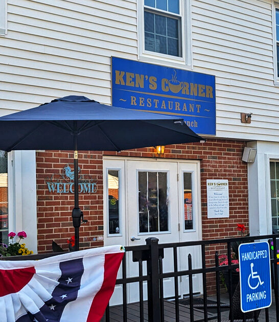 unassuming diners breakfast connecticut ftr