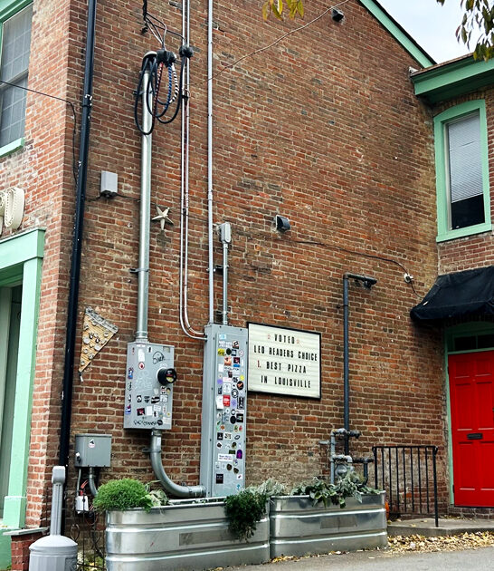 unassuming pizzerias kentucky visit ftr