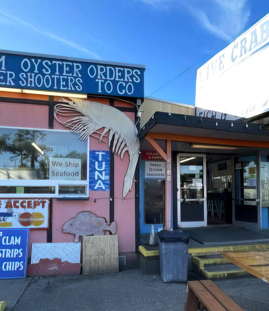 unassuming seafood restaurants oregon ftr