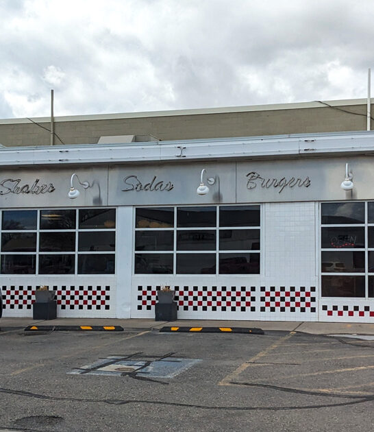 wyoming legendary burger restaurant ftr