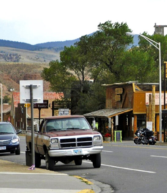 wyoming towns retire comfortably ftr