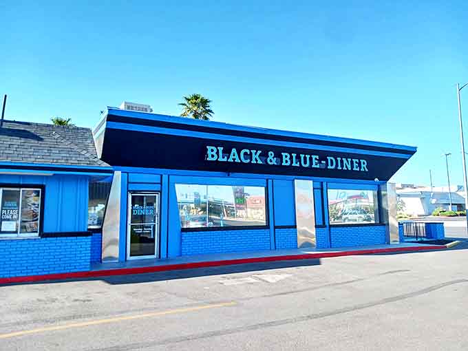 Palm trees and blue skies complement the diner's vibrant exterior &ndash; proof that not all of Vegas's best attractions require neon or a casino floor.