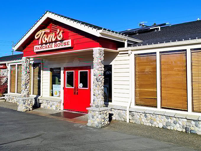 The classic stone-and-timber fa&ccedil;ade of Tom's Pancake House has welcomed generations of breakfast enthusiasts, standing proudly against time and trendy food fads like a delicious monument to tradition.