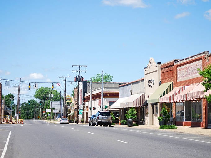 Bastrop's Main Street feels like a movie set where time slowed down just enough to let you catch your breath and your retirement dollars stretch further.