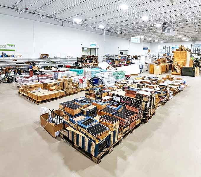 Wide aisles and open floor space make the thrift store comfortable to shop, even when you’re browsing with family or friends.