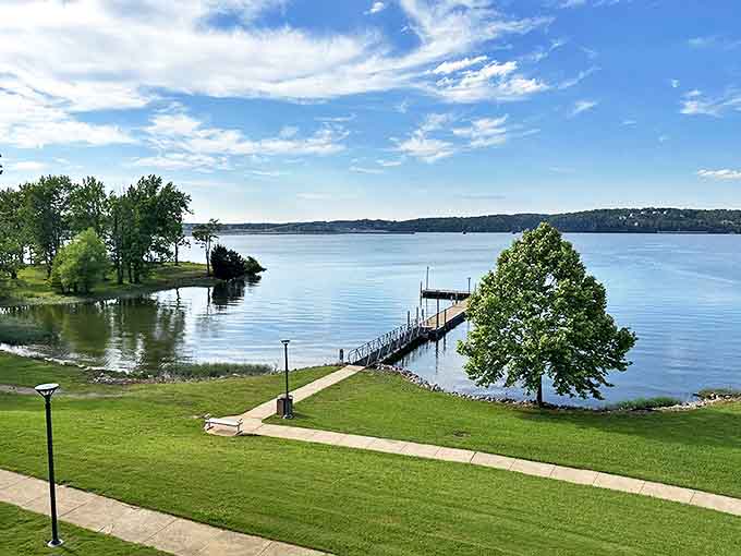 The view that makes you question why you ever vacation elsewhere. Pickwick Lake's glassy waters and emerald shorelines offer Tennessee tranquility at its finest.