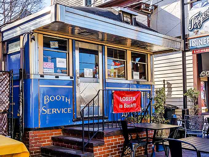 The blue exterior of Jigger's Diner beckons like a time machine to simpler days, when breakfast was an event and "booth service" meant something special.