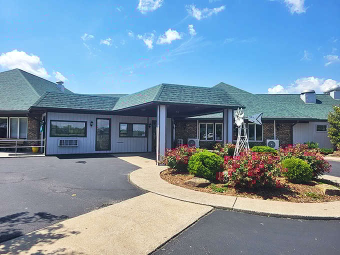 The unassuming exterior of Stoll's Lakeview Restaurant proves once again that culinary treasures often hide in plain sight.