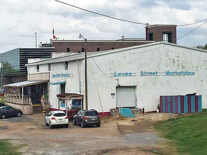 A simple white building with turquoise accents, this unassuming marketplace proves that Mississippi's best secrets don't need flashy advertising.